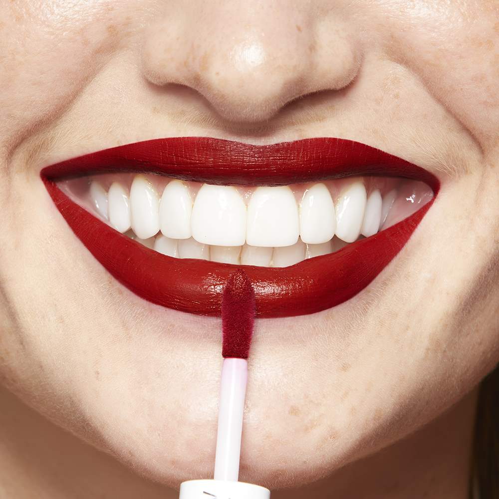 Labial Larga Duración Superstay 24 Horas 870 Optic Ruby Maybelline ...